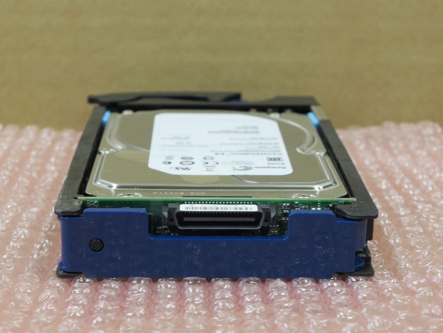 EMC VMAX 2Tb 7 2k SATA II 3 5" 005049612 118032872 ST2000NM0011 005049-612