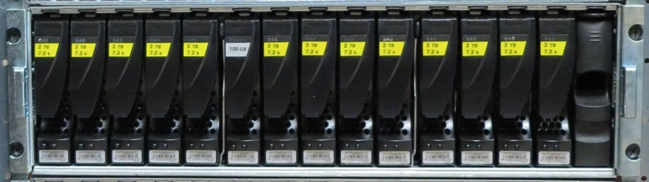 EMC VMAX DAE 15 Bay 3 5" Shelf 13x 2Tb 7 2k 1x 100Gb Flash 2x 4Gb ...