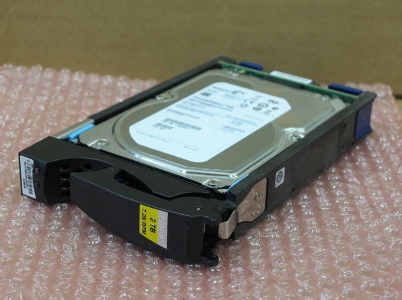EMC VMX-SA07-020 005049612 2TB 7 2K 2/4Gbps 3 5" SATA II HDD
