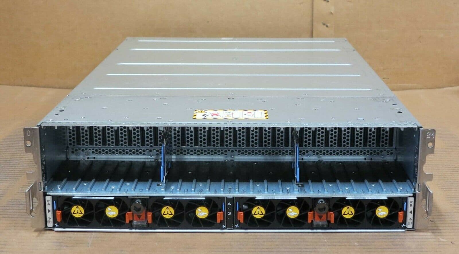 EMC VNX 5200 3U Rack Storage Array JTFR-2 25x 2 5" SAS Bay 2x ...