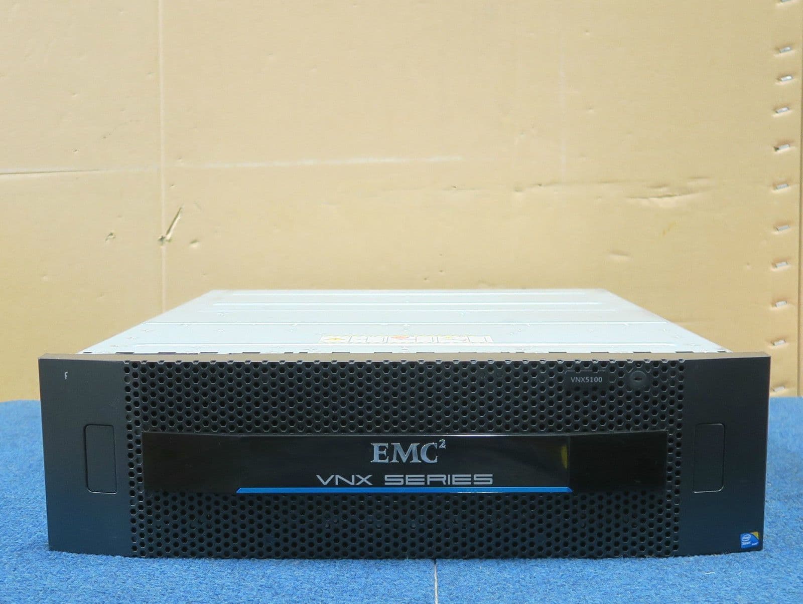 EMC VNX Series VNX5100 15 Slot Fibre Channel SAN Storage W/ 2x Controller 2x PSU