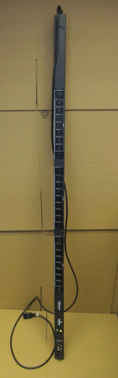 Emerson Liebert Power Distribution Unit 21 x C13 6 x C19 13A Rack PDU MPH