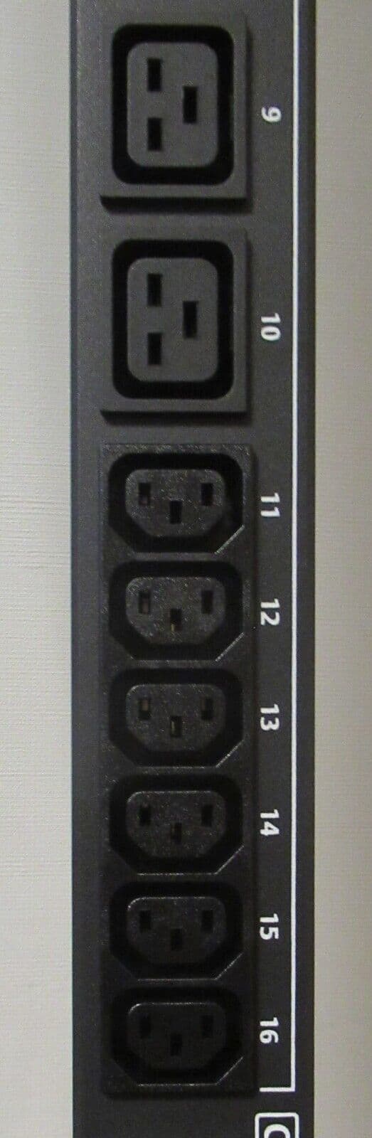 Emerson Power Distribution Unit 36x C13 12x C19 16A 230V Rack PDU MPE-1144