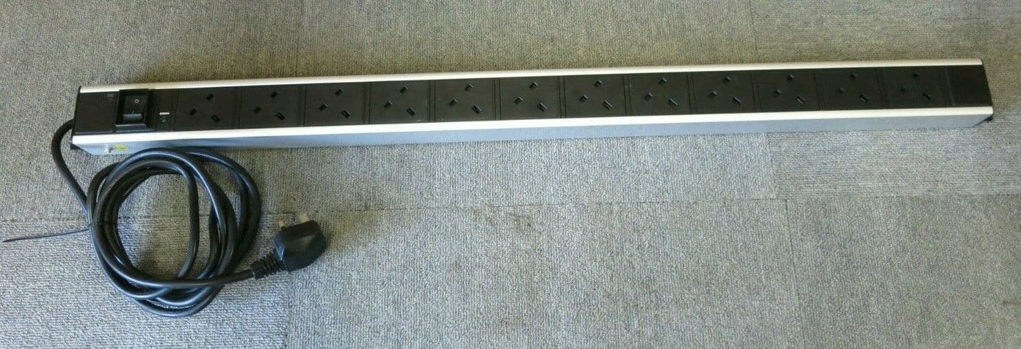 Excel D13-12-EXL 12 x UK sockets Vertical Power Distribution Units UK plug