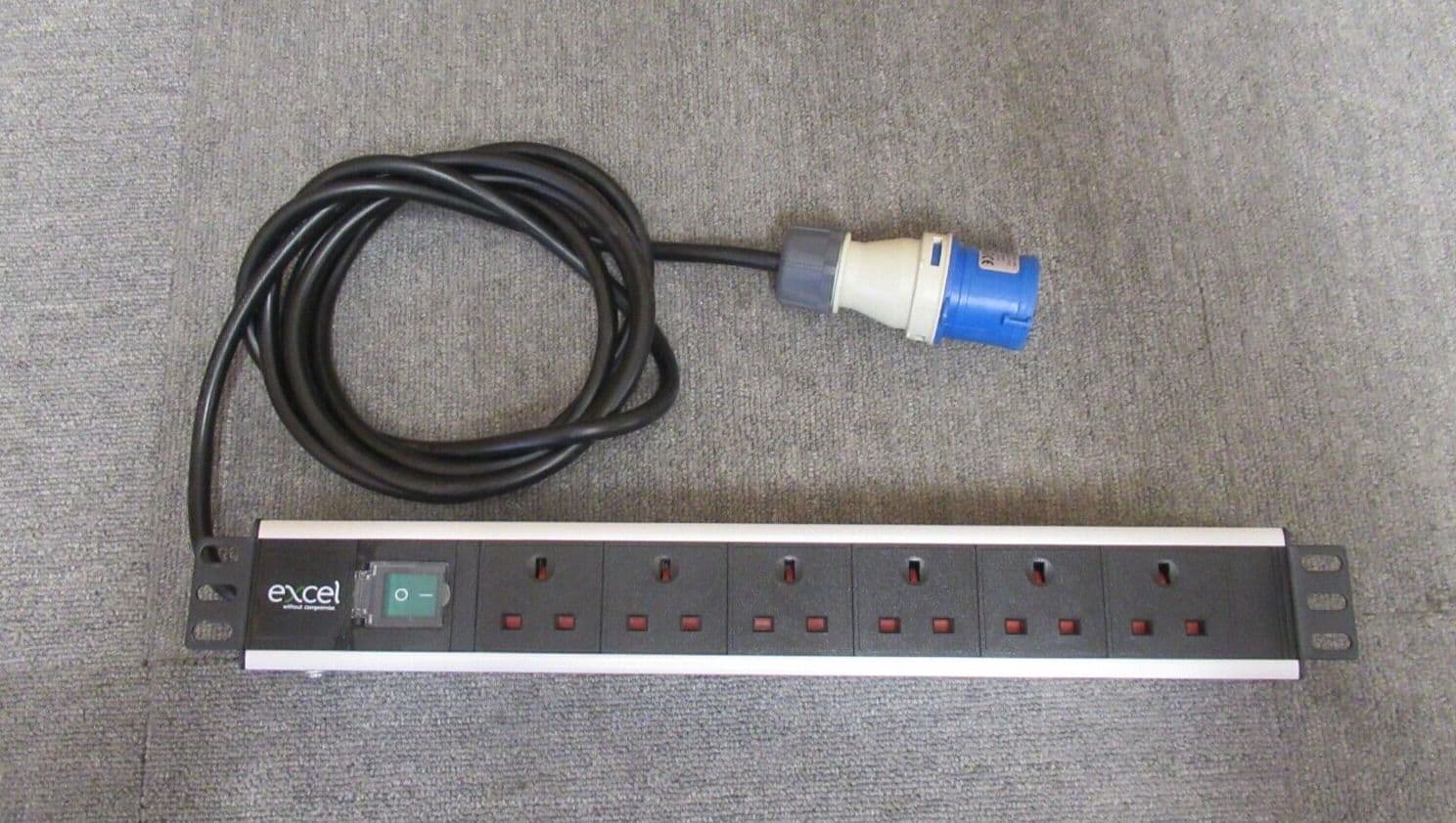 Excel D16-6H-EXL 6 Way Horizontal PDU 6 UK Socket 16A IEC 60309 Plug Switched 3M