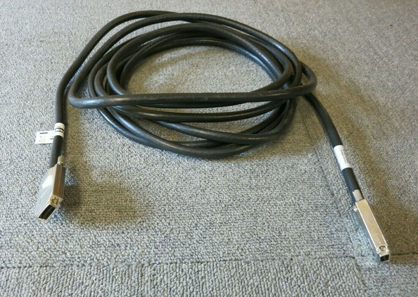 Extreme Network 250092-00 16105 5M Summit Stacking Cable CX4