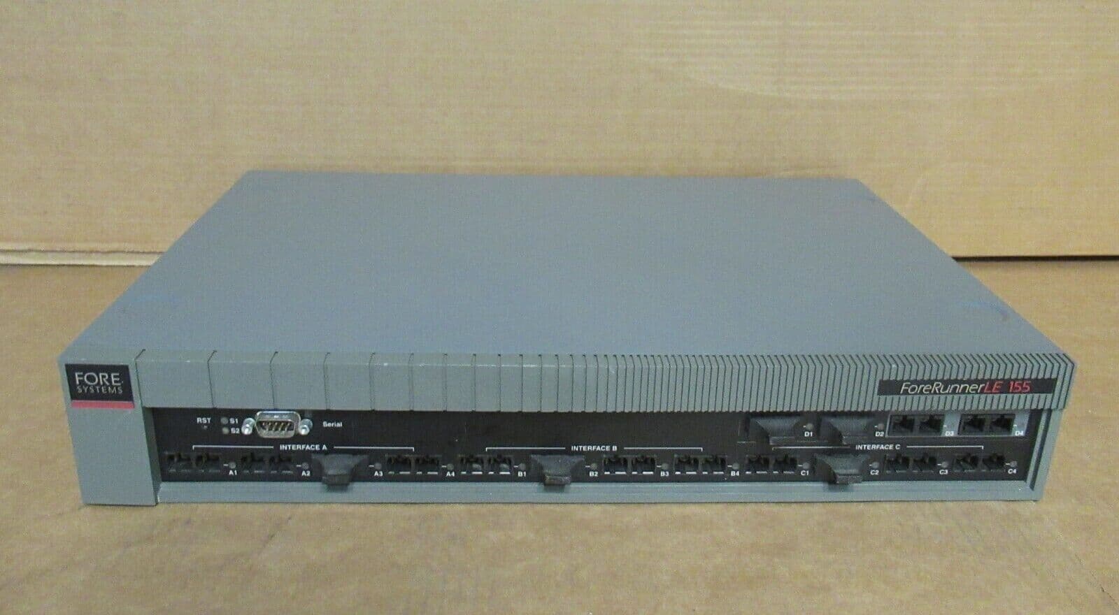 Fore Systems ForeRunnerLE 155 Single-Slot ATM Workgroup Switch - LE 155
