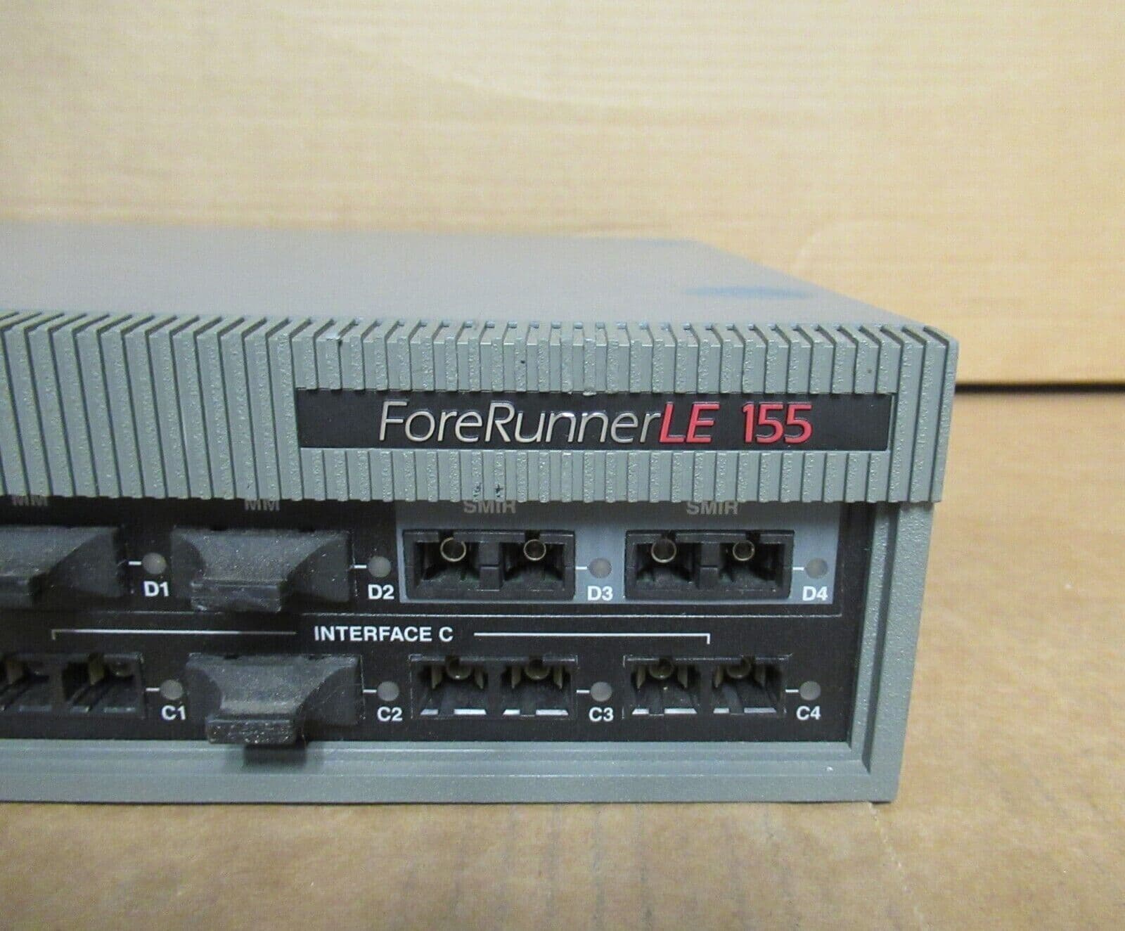 Fore Systems ForeRunnerLE 155 Single-Slot ATM Workgroup Switch - LE 155