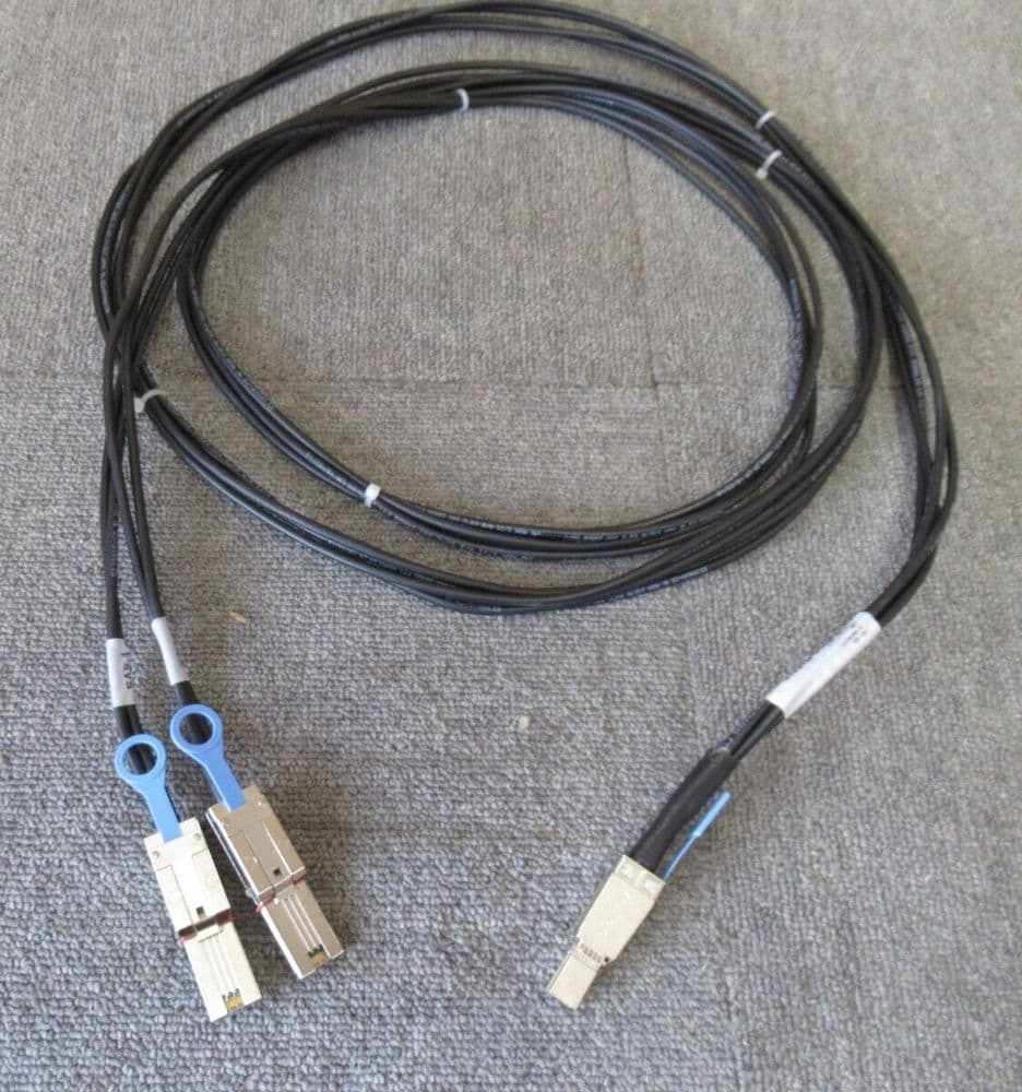 Fujitsu 10601921371 5m Male SFF-8644 To 2 x Male SFF-8088 Mini-SAS HD Cable