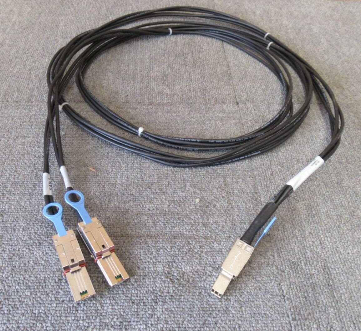 Fujitsu 10601921371 5m Male SFF-8644 To 2 x Male SFF-8088 Mini-SAS HD Cable