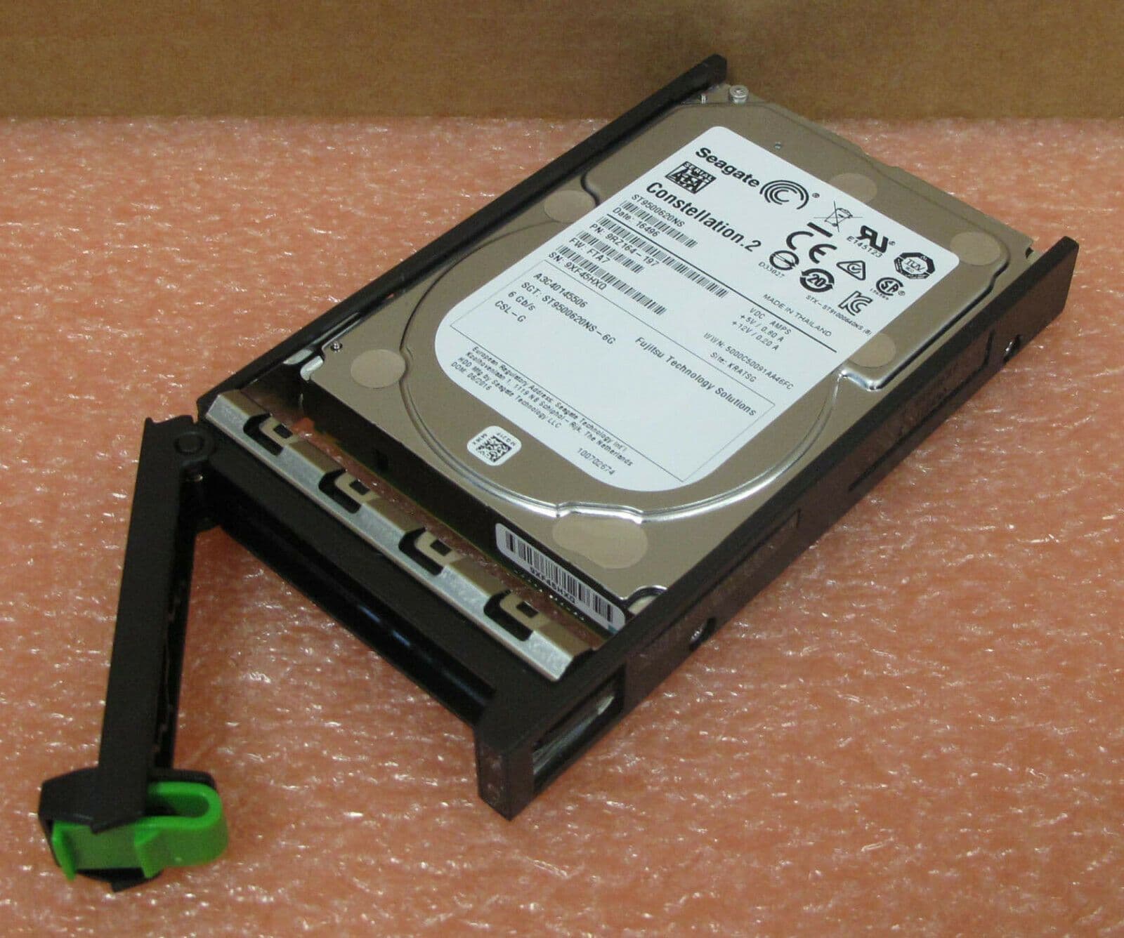 Fujitsu 500GB 2 5" SATA 6GB/s 7 2K 64MB Server HDD Hard Drive S26361 ...