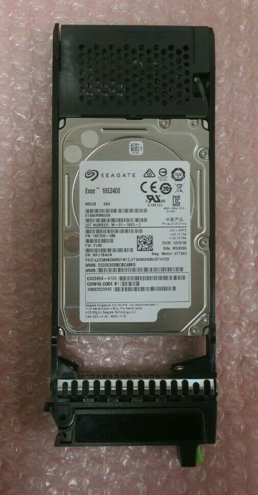 Fujitsu 600GB 10k SAS SFF 2 5" 12G HDD CA07339-E946 For Eternus DX80/90 S2