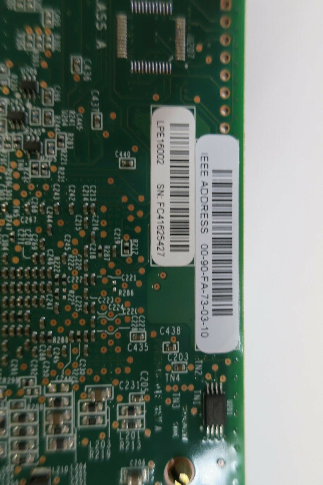 Fujitsu Emulex LightPulse LPe16002 HBA- PCI-E 3 0 x8 LP S26361-F3994-E202