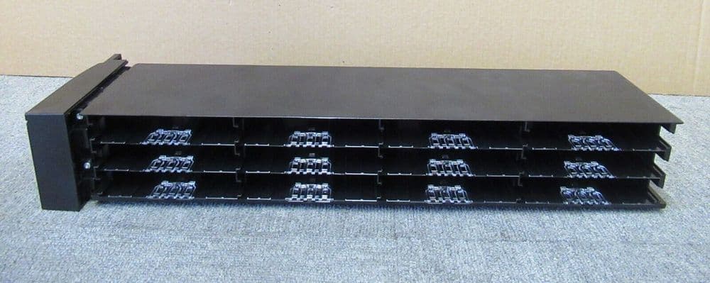 Fujitsu Eternus 1060150365 Left Magazine 12 slot For Tape Library LT40 ...