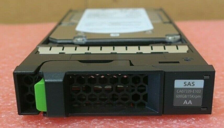 Fujitsu Eternus 600GB SAS 15K 6G 3 5" Hard Drive HDD CA07339-E103 DX80 DX90 S2