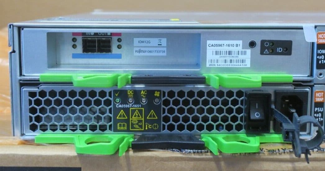 Fujitsu ETERNUS AF250 Drive Expansion 24-Bay 4x 400GB SAS 12G SSD FTS ...