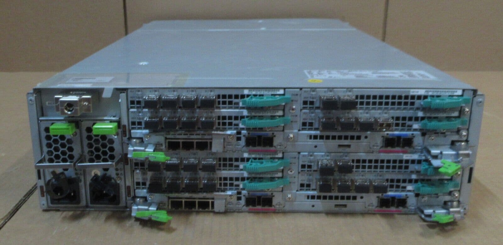 Fujitsu Eternus AF650 S2 All Flash Array 3U Controller Enclosure FTS ET652SAU