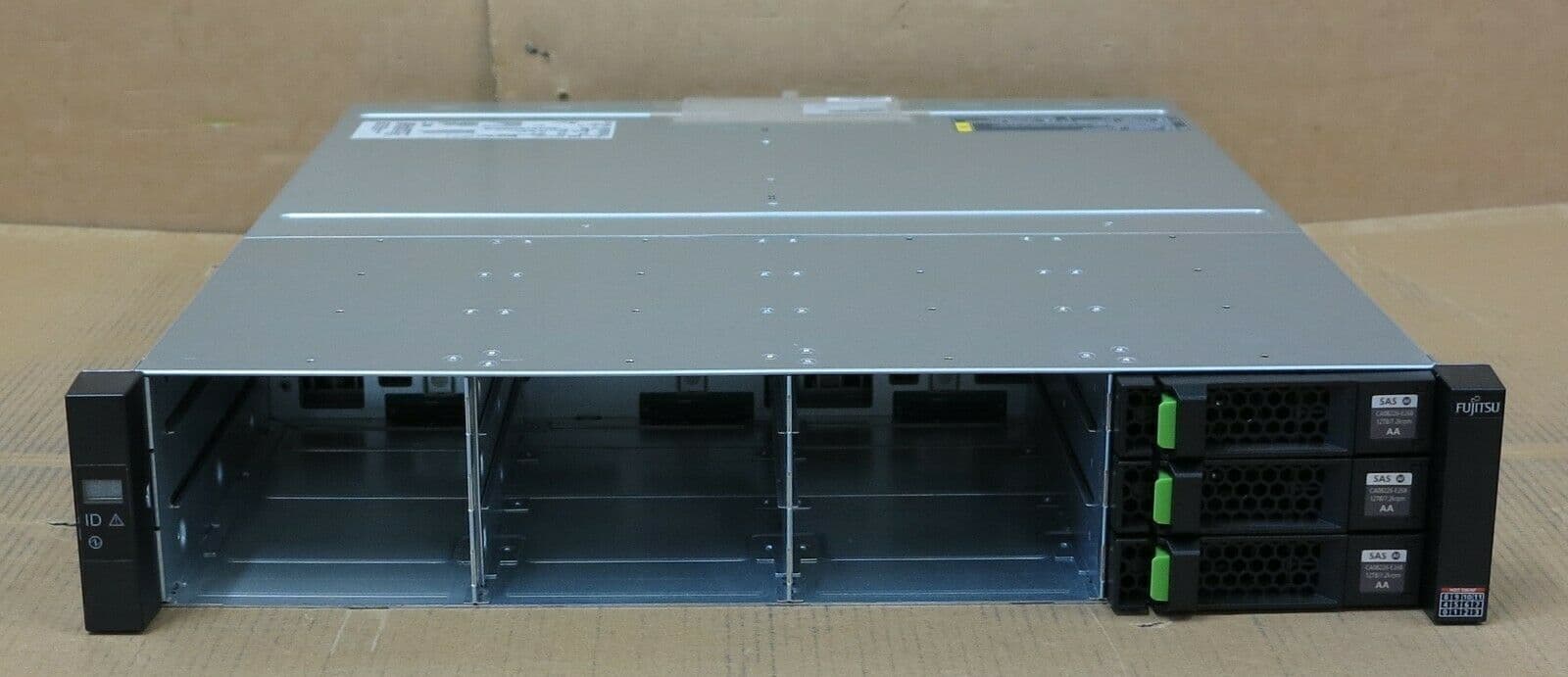 Fujitsu Eternus CS DX Ext Unit 3x12TB 36TB HDD 2x CA05967-1610 CS-VCE-DX635