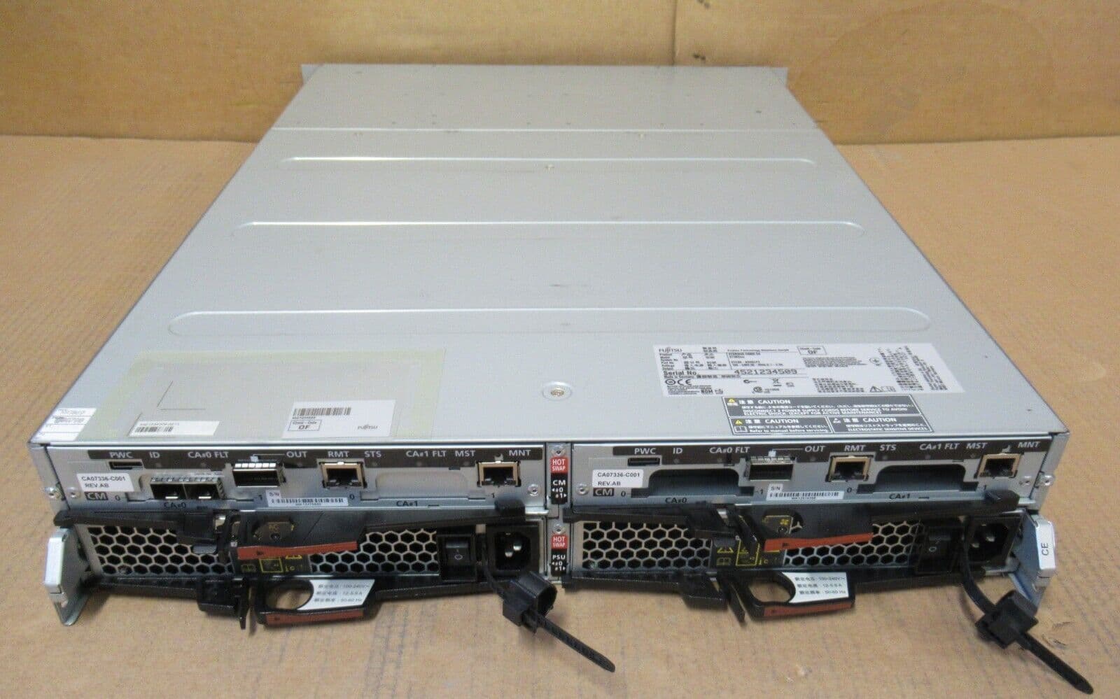 Fujitsu ETERNUS CS800 S4 Base Shelf 2x 8GB Controller 12 x 3 5" SAS Bay ...