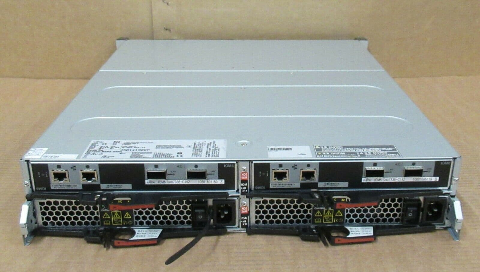 Fujitsu ETERNUS CS800 S4 Shelf 2x IOM6 Control 36TB HDD CA07339-E013 2x PSU