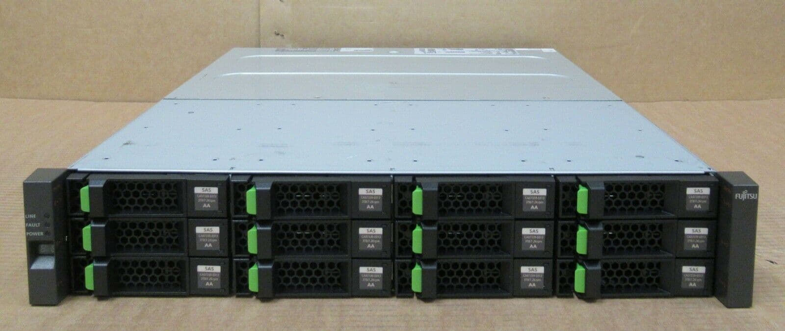 Fujitsu ETERNUS CS800 S4 Shelf 2x IOM6 Control 36TB HDD CA07339-E013 2x PSU