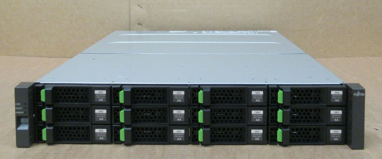 Fujitsu ETERNUS CS800 S4 Shelf 2x IOM6 Control 36TB HDD CA07339-E063 2x PSU