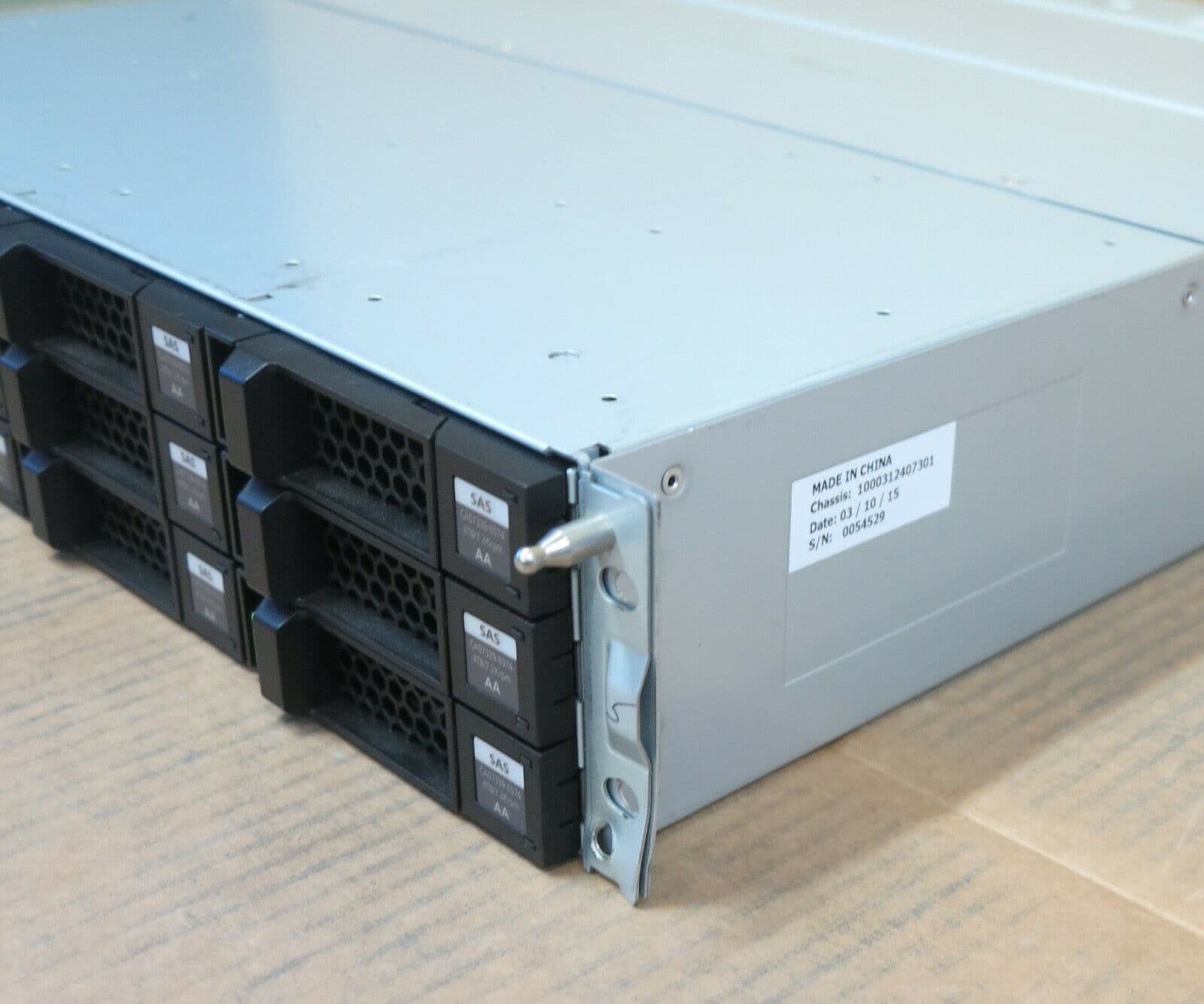 Fujitsu ETERNUS CS800 S5 Extension 2x IOM6 Control 12x 4TB HDD CA07339-E074