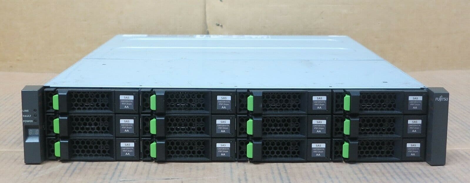 Fujitsu ETERNUS CS800 S5 Extenson 2x IOM6 Control 48TB HDD CA07339-E174 ...