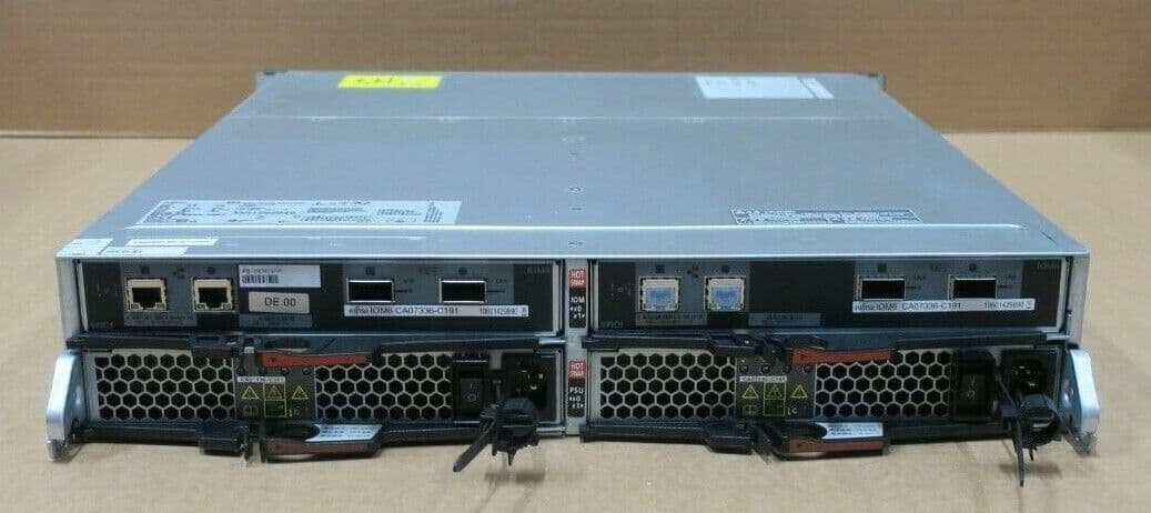 Fujitsu Eternus DX DX40 S2 2 5 DE 24-Bay 2 5" SAS 2x IOM6 Ctrl 2x PSU ...