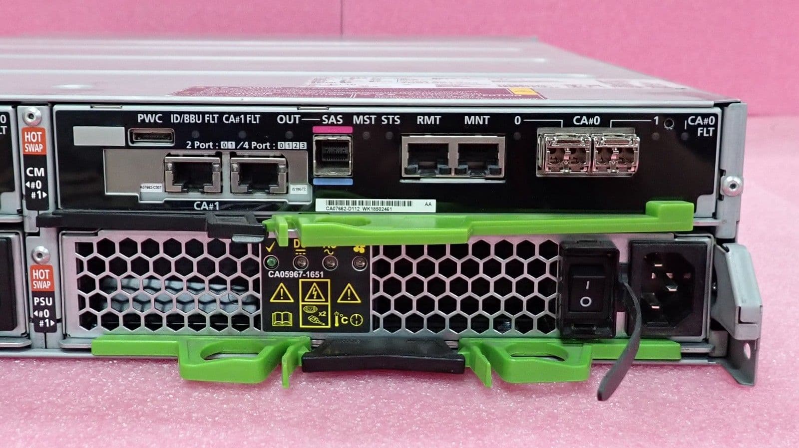 Fujitsu Eternus DX100 S4 Storage System 24-Bay 2x CA07662-D112 2x ...