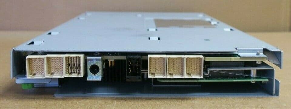 Fujitsu Eternus DX200 S3 CA07662-C121 Controller Module CM T2 No Memory ...