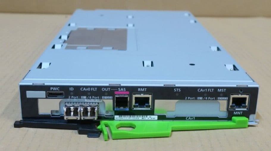 Fujitsu Eternus DX200 S3 Controller Module CM T2 CA07554-D121 1x FC-2P-16G