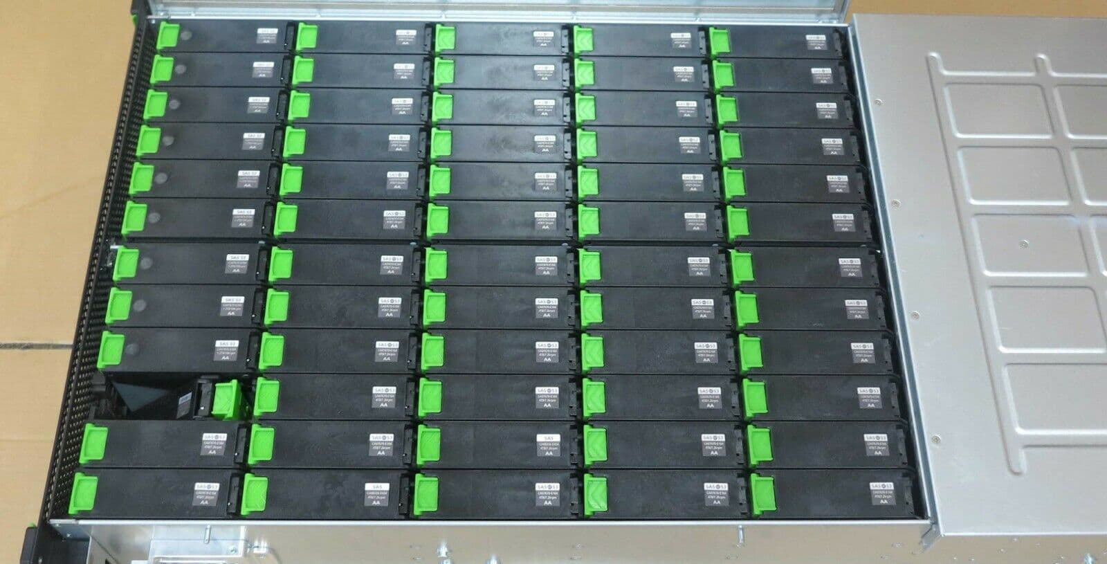 Fujitsu Eternus DX5/600 HD-DE Drive Storage Enclosure 210 8TB SAS 2x ...