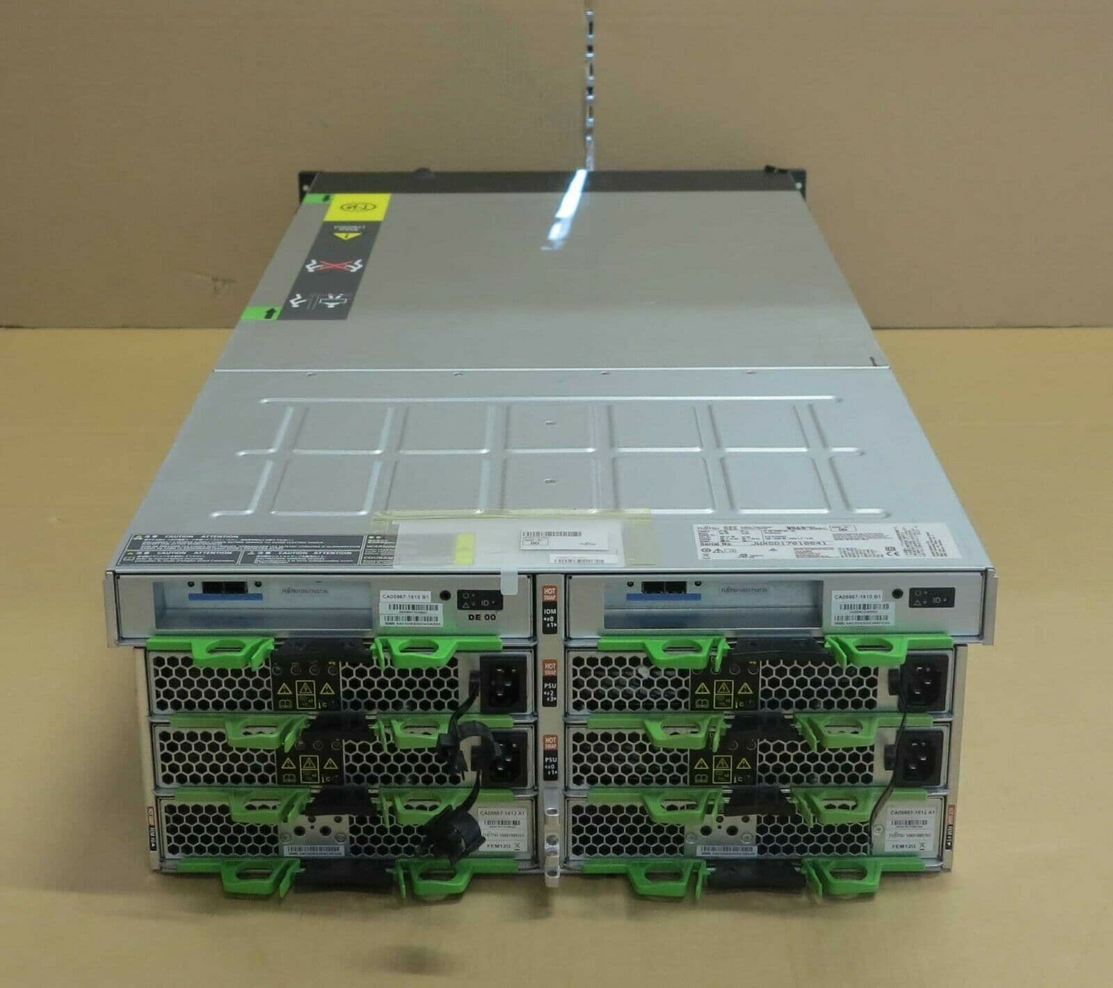 Fujitsu Eternus DX5/600 HD-DE Drive Storage Enclosure 210 8TB SAS 2x ...