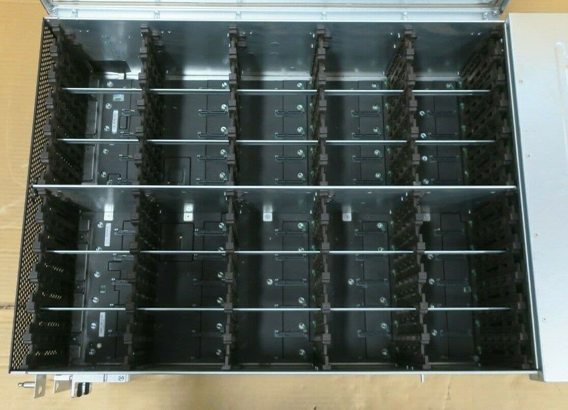 Fujitsu Eternus DX5/600 HD-DE Drive Storage Enclosure 60-Bay 2x IOM12G ...