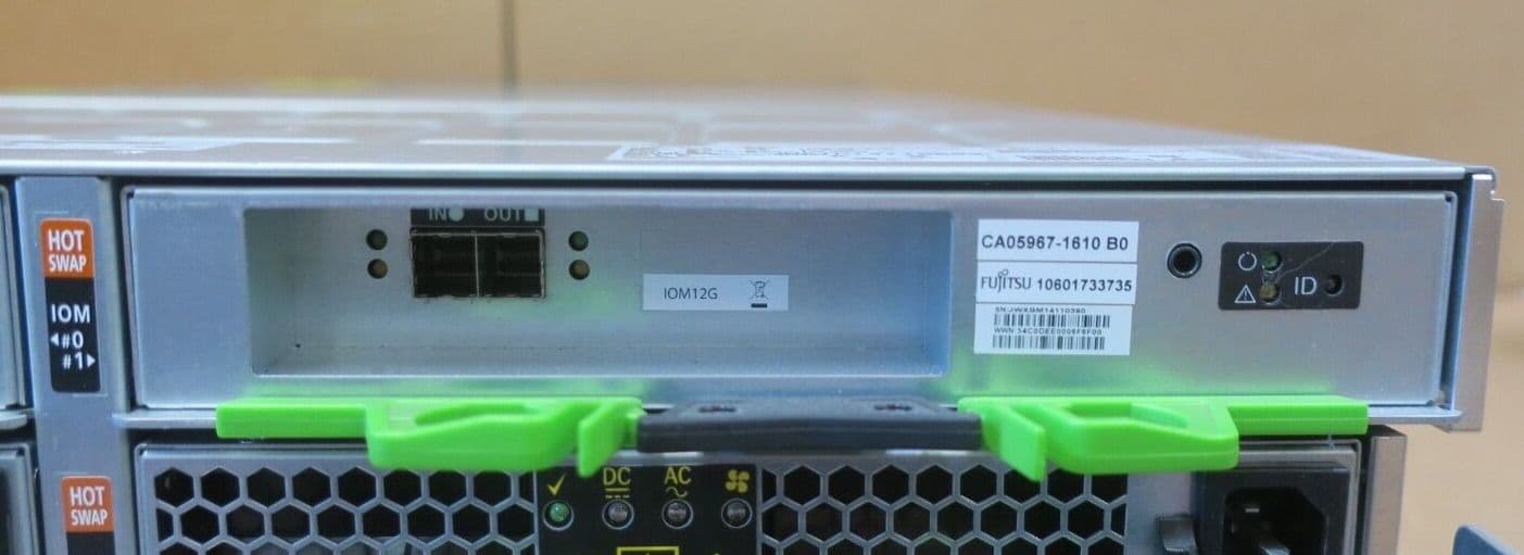 Fujitsu Eternus DX5/600 S3 HD-DE 60-Bay Storage Enclosure 2x IOM12G 2x ...