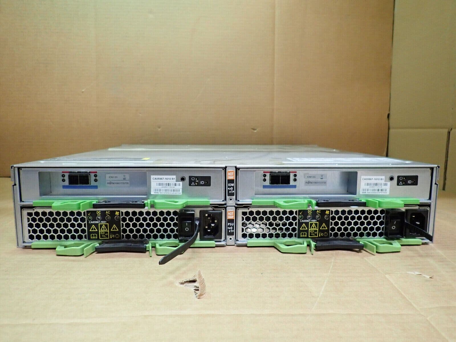 Fujitsu Eternus DX500/600 S3 2 5 DE 24 x 1 8TB 12G SAS FTS ETSEADU