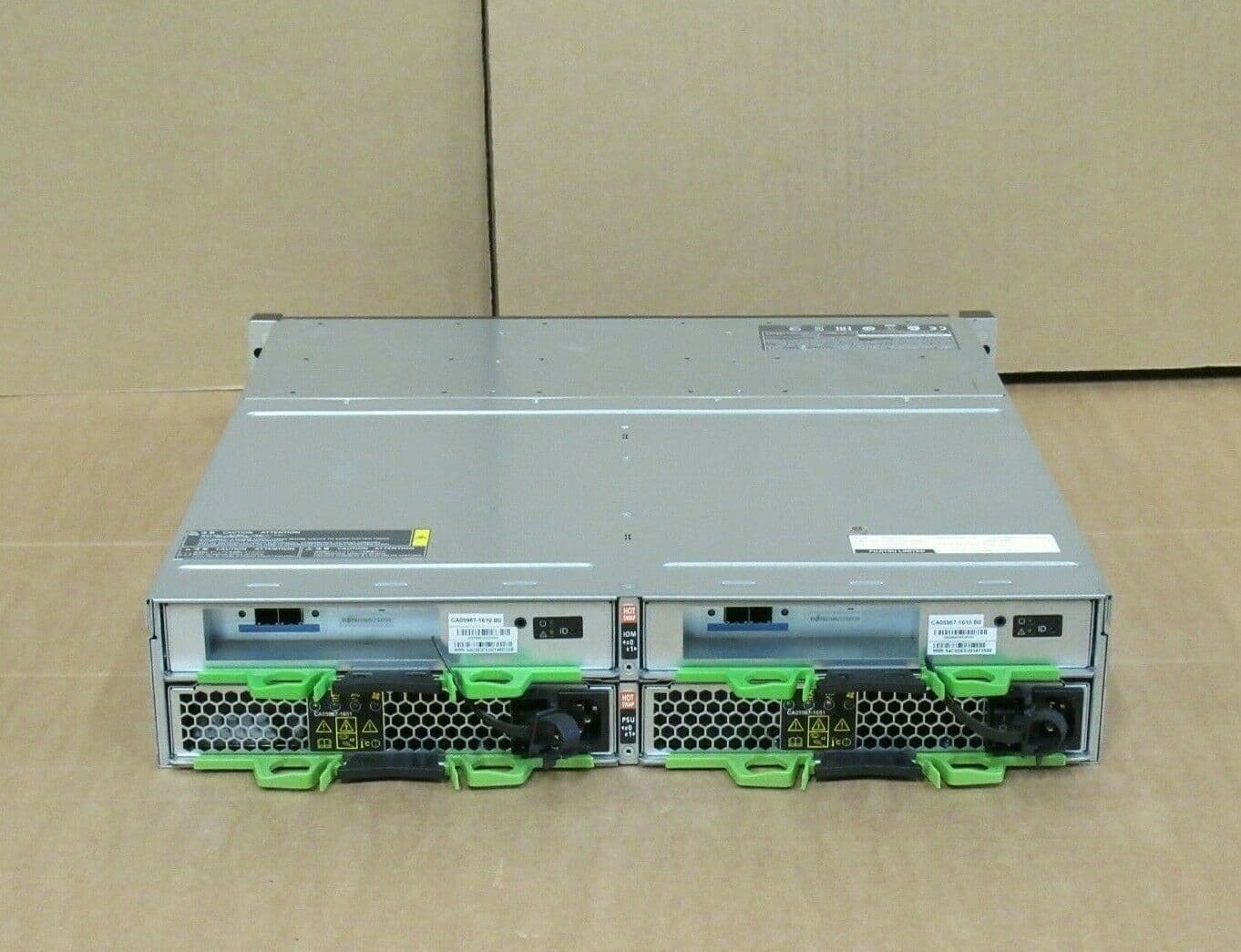 Fujitsu Eternus DX500/600 S3 DE 2 5 ETPEADU 24x 7 68TB 12G SAS SSD FTS ETFSAV