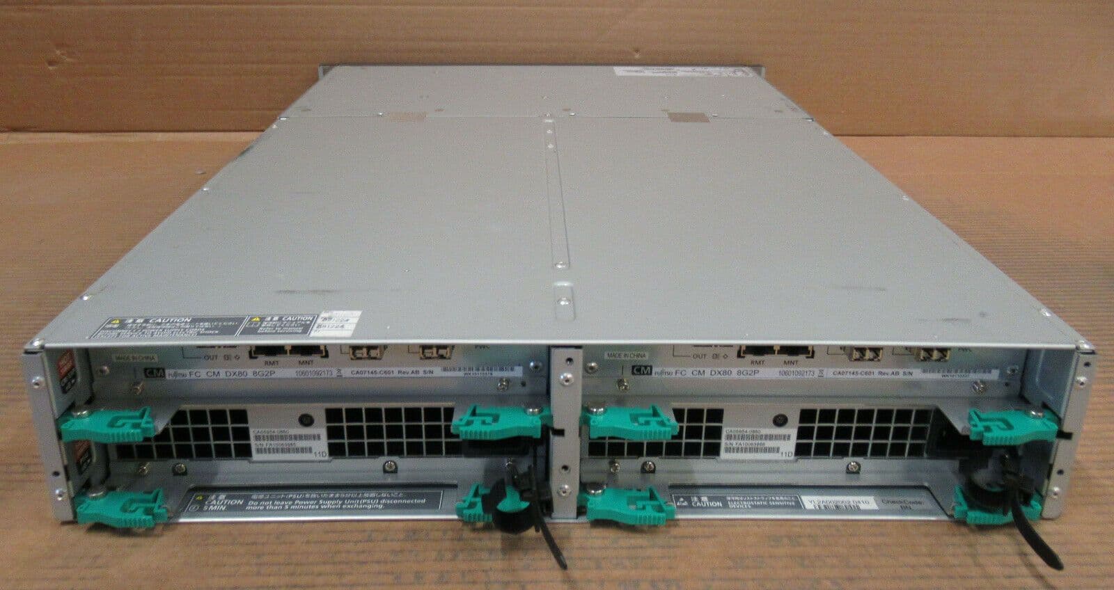 Fujitsu Eternus DX80 12-Bay Dual iSCSI FC 8GB Storage Array FTS ET08E22AG