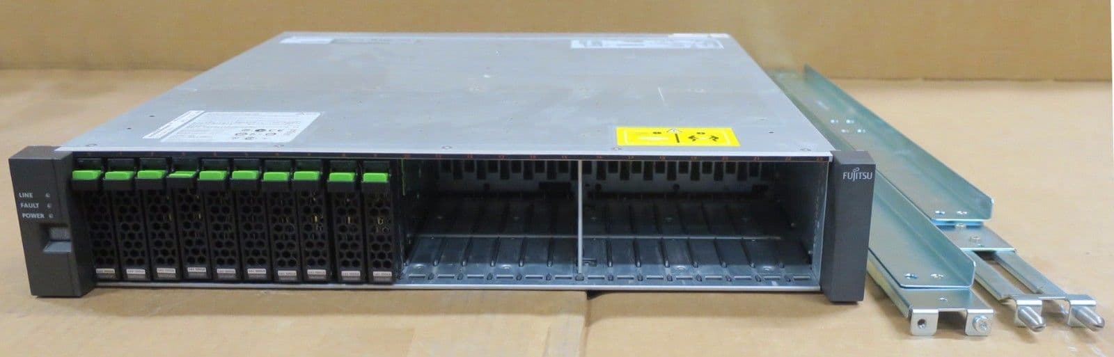 Fujitsu Eternus DX80/90 S2 24-Bay 7 8TB Enclosure FTS-ETEAD2CU 2x IOM6 ...