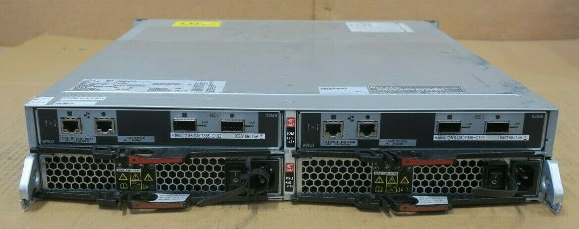 Fujitsu Eternus DX80/90 S2 DE SAS Enclosure 24x 900GB 10k HDD 2x IOM6 ...
