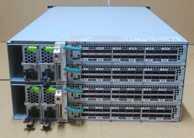 Fujitsu Eternus DX8900 S3 Front-End Router ET-FER2-N 2x FE SVC 4x T2 ...