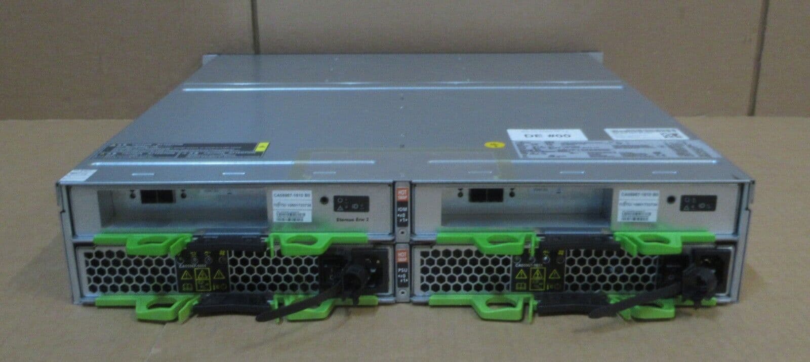 Fujitsu Eternus ETPEADU DX5/600 S3 24x 2 5" Drive Enclosure 2x IOM12G 2x PSU