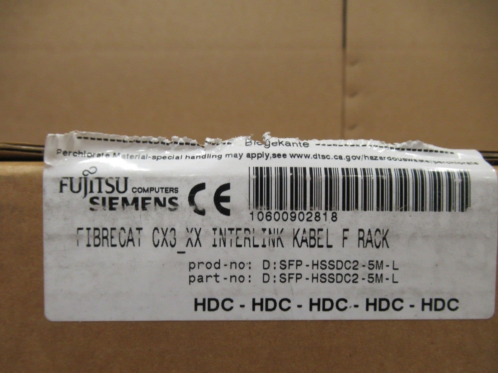 Fujitsu FibreCat CX3 XX Interlink 4GB FC SFP 5M Cable D SFP-HSSDC2-5M-L