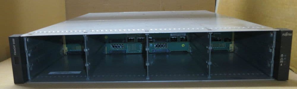 Fujitsu FibreCAT SX88 Storage Array Chassis SAN FC with FRUHC08-02 ...