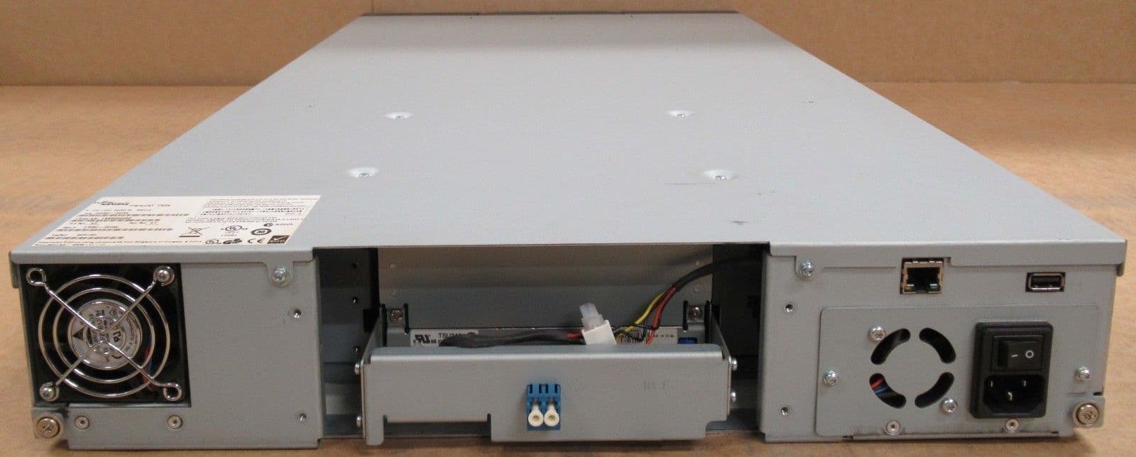 Fujitsu FibreCat TX24 Tape Drive Library 260052-102CAN LTO Ultrium3 23R5099