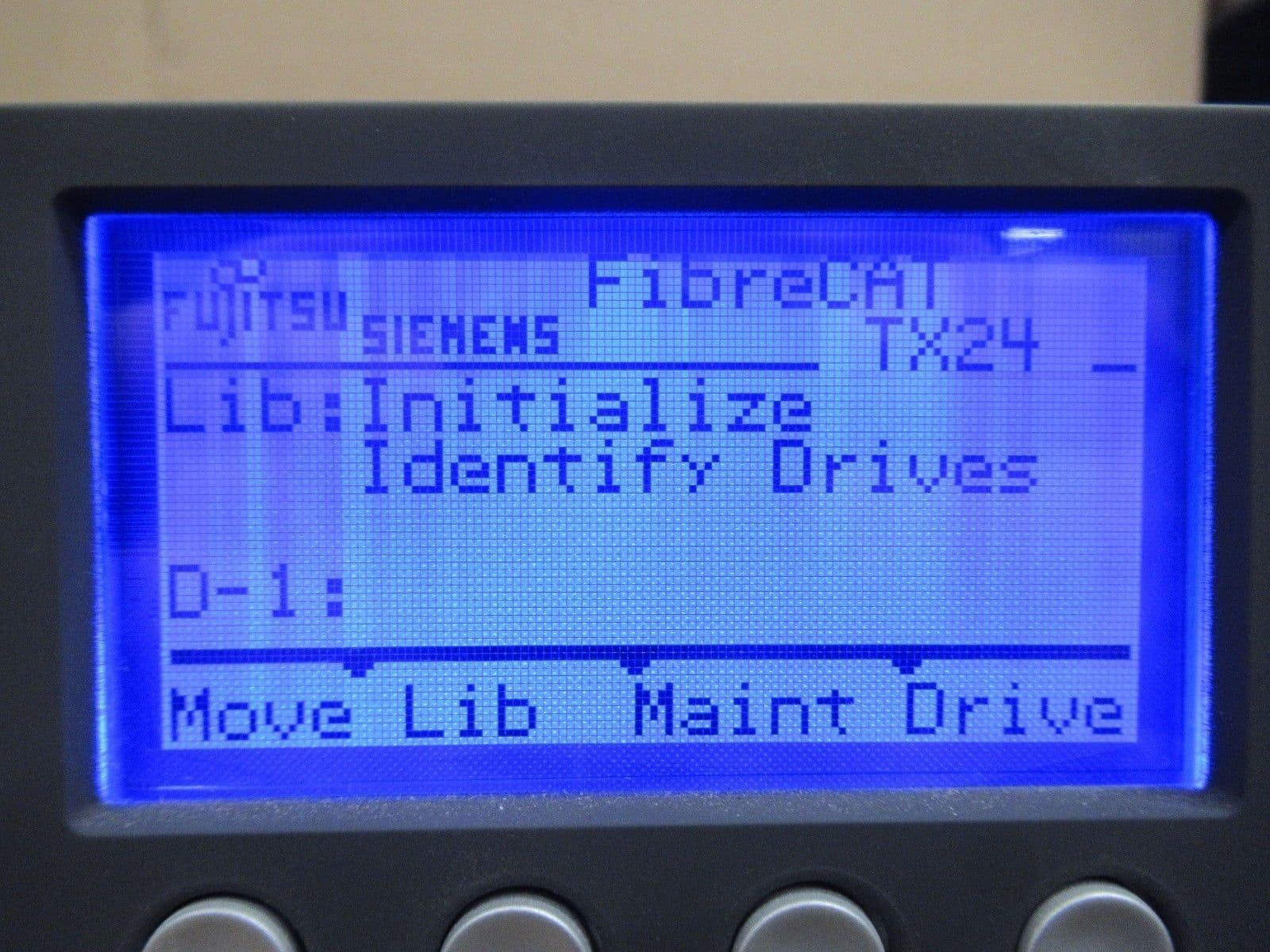 Fujitsu FibreCat TX24 Tape Drive Library 260052-102CAN LTO Ultrium3 23R5099