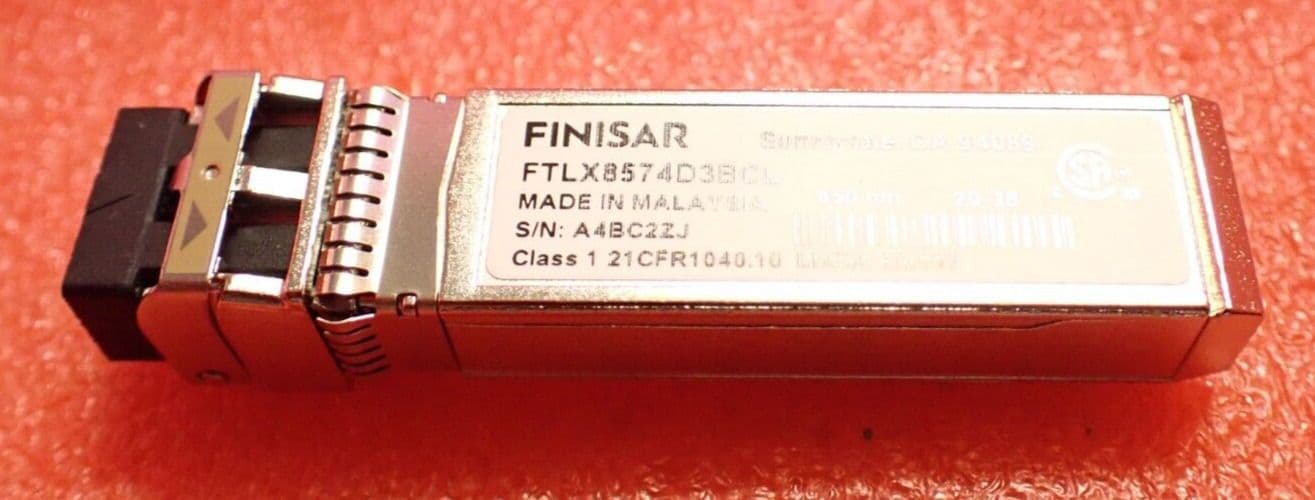 Fujitsu Finisar 10GbE SFP SR LC 300m MMF Transceiver Module S26461-F3986-E3
