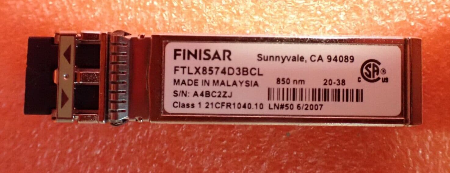 Fujitsu Finisar 10GbE SFP SR LC 300m MMF Transceiver Module S26461-F3986-L3