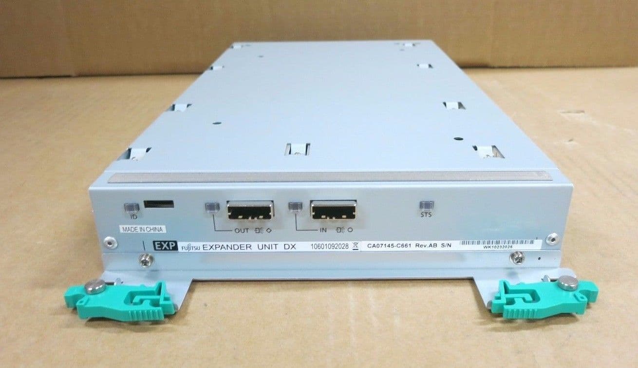 Fujitsu FSC Eternus EXPANDER UNIT IO MODULE DX60 S2 CA07145-C661-DX